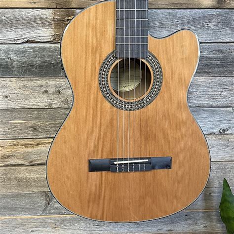 16082 Lucero Lc 200 Sce N Classical Guitar Reverb