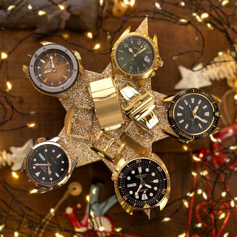 Why Do Clocks Run Clockwise The Fascinating Origin Explained Strapcode