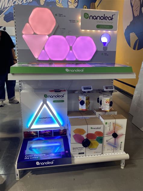 나노리프 나노리프를 직접 확인할 수 있는 오프라인 매장 나노리프 라인 모델도 이제 오프라인에서 직접 Facebook