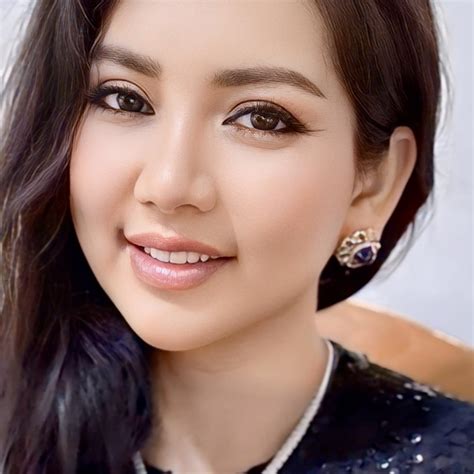 တောင်ပုလ ရန်အောင်မြင်ကပ်ကျော်သစ္စာရှင် ဆုတောင်းပြည့်စေတီတော် Added A New တောင်ပုလ ရန်အောင်မ