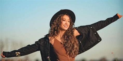 How To Organize Your Life And Home By Removing Clutter With The Marie Kondo Konmari Method Debra