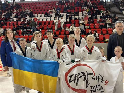 Криворізькі спортсмени здобули нагороди на Міжнародному турнірі з тхеквондо Перший Криворізький