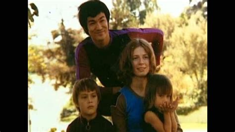 Shannon Lee Wife Bruce Lees Tochter Spricht über Verlust Von Vater