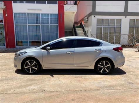 ຮ້ານຂາຍລົດ ຫລວງພະບາງ Added A New Photo ຮ້ານຂາຍລົດ ຫລວງພະບາງ