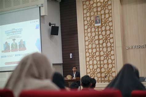 Muhammad Akmal Ahsan 10 Agenda Strategis Imm Madrasah Digital