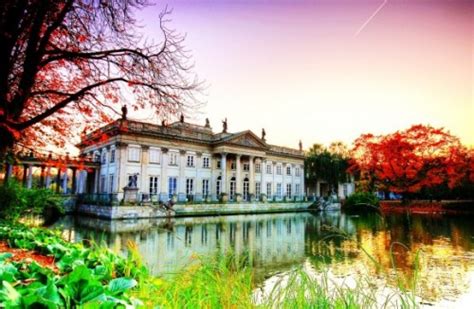 Варшава градът феникс