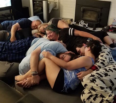 Gallery Hugz And Cuddlez Seattle Canoodling Redmond