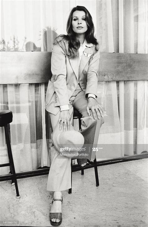 Senta Bergers Feet