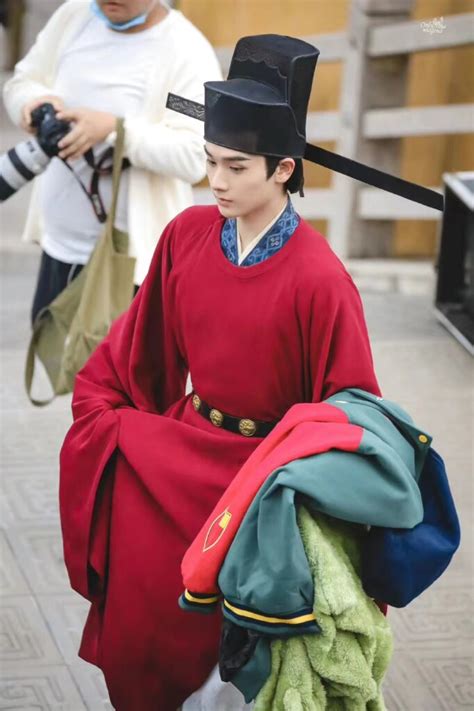 ‘นาย Into1 หนุ่มไทย สวมบท องค์ชาย7 ในชุดจีนพีเรียด หล่อโดดเด่นจนละสายตาไม่ได้ Woopmag Com