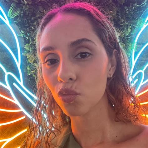 Silvia Silviafbarcelosc Threads Say More