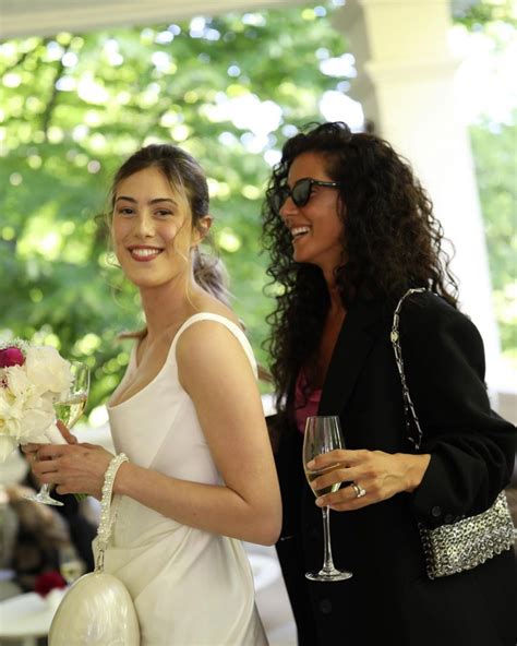 ნანიკო კლდიაშვილი ახალ ოჯახურ ფოტოებს აქვეყნებს მაკა ასათიანის რძალი არაჩვეულებრივად