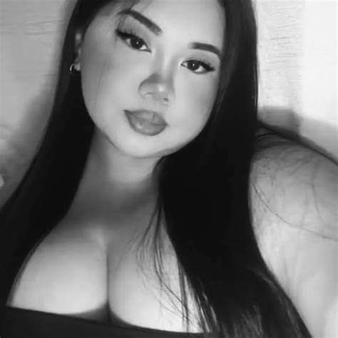 Phoebe Phoebexjoyce On Threads