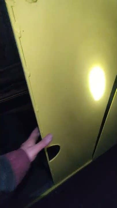 вагон для перевозки людей в шахте Youtube