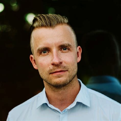 Piotr Lisowski Linkedin