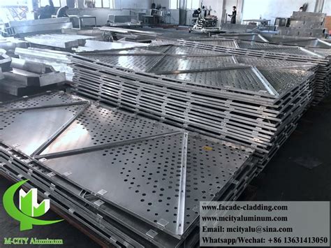 Metal Facades Aluminum Cladding Facades 3mm Thickness Solid Aluminum