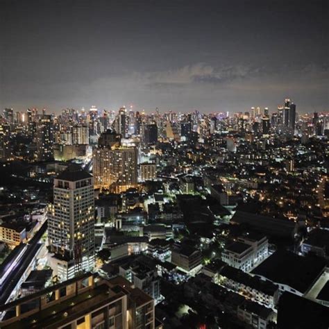 ထိုင်းကွန်ဒိုများ ပြည်တွင်း၌ ရောင်းချသူနှင့် ဝယ်ယူသူကို ဖမ်းဆီး၊ ဒေါ်လာ ရောင်းဝယ်သူများ ထွက်ပ