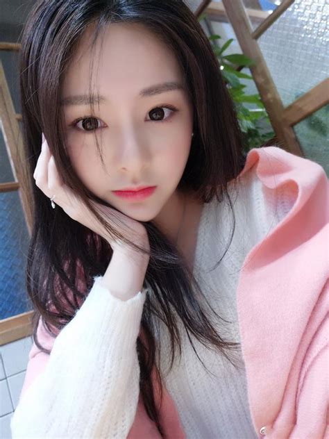 我凝視妳之眼眸美麗爾憂愁 每日頭條