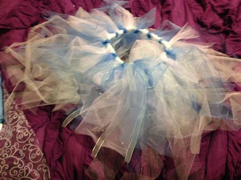 Diy Elsa Costume Super Simple Just A No Sew