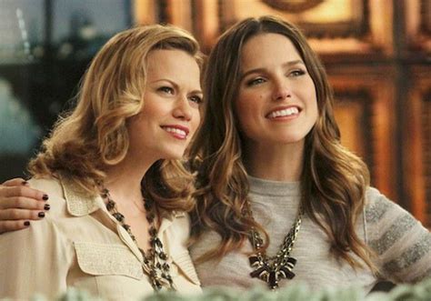 13 Reasons Haley And Brooke From One Tree Hill Are Friendship Goals