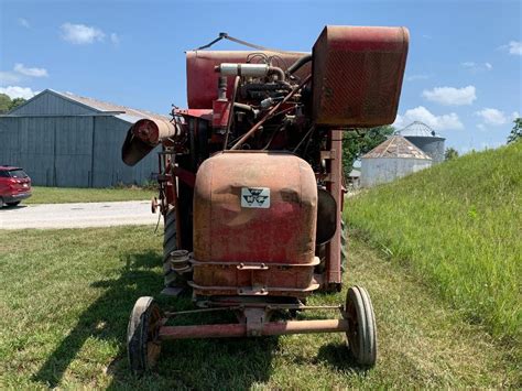 Massey Harris 35 Self Propelled Vintage Combine Bigiron Auctions