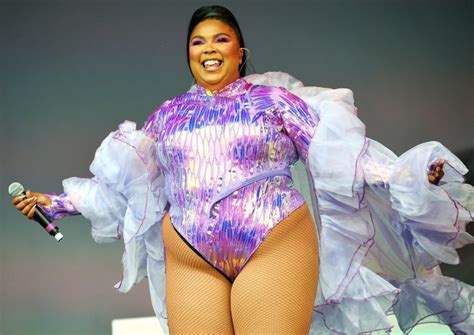 Lizzo Would Be Bachelorette If Granted Nsfw Requirements