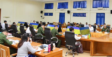 ကာကွယ်ရေးဝန်ကြီးဌာန ပြည်ထောင်စုဝန်ကြီး ဗိုလ်ချုပ်ကြီး မောင်မောင်အေး အရ