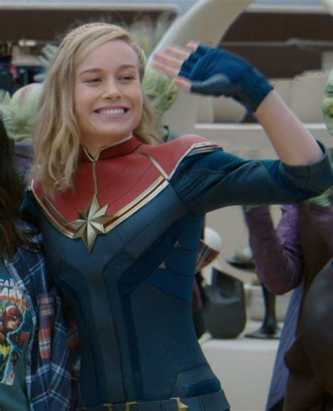 Pin By Manny Fresssh On Brie Larson 1 Captain Marvel Costume Ms