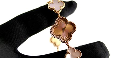 About First Class Jewelry And Loan Luxury Pawnshop