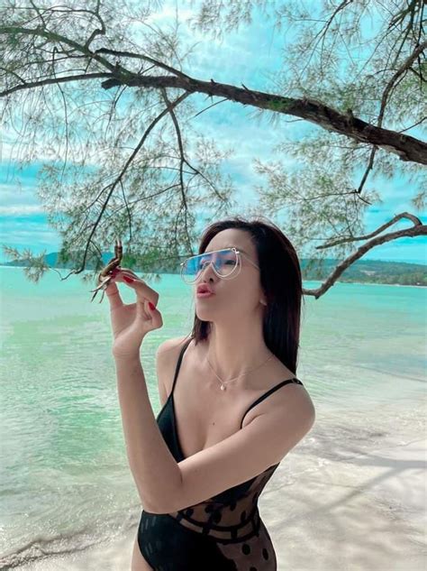 តារា ស្រី ២ រូប កំពុង អន្ទង ចិត្ត អ្នកគាំទ្រ ឲ្យ លង់ សម្រស់ សិច ស៊ី នា ដើមឆ្នាំ ២០២១