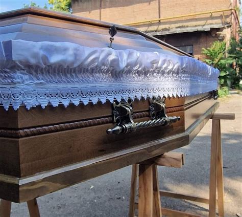 Траурна агенция ”Епилог ПРО” ЕООД Ангелови Денонощно Траурни Русе Погребални услуг