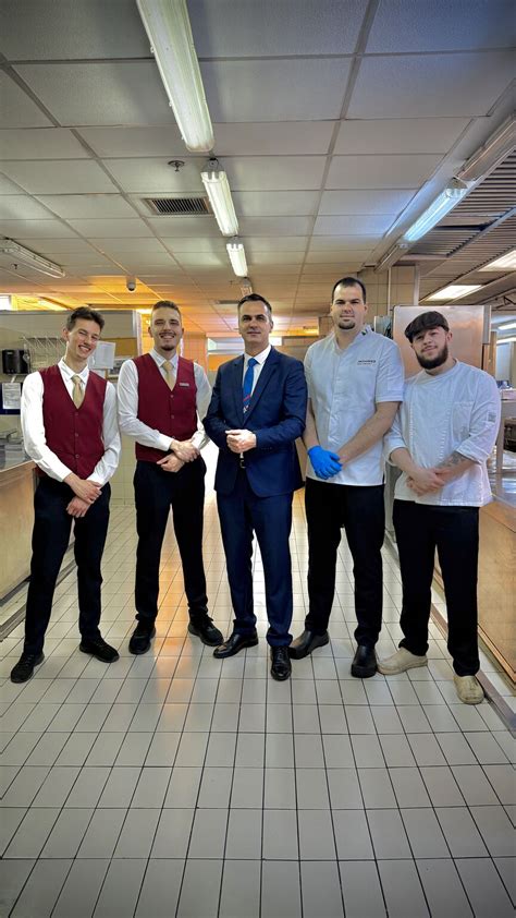 Na Sve Spremni 0 24 😄 Movenpick Hotel Sarajevo Amir Sidran