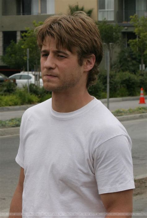 Pin By Kristine On Simp Ben Mckenzie Benjamin Mckenzie The Oc Show