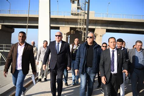 وزير الري حصر المعدات والبوابات التي تحتاج إلى صيانة بقناطر نجع حمادي