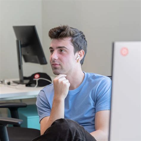 Thomas Plisson Développeur Rust Massa Labs Linkedin