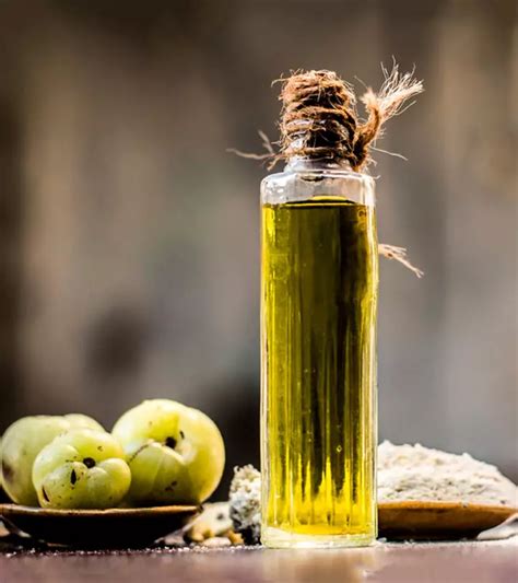 How To Use Tea Tree Oil To Promote Hair Growth