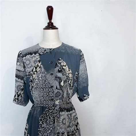 황새빈티지 On Twitter 🌊 푸른 파도 드레스 𝘴𝘪𝘻𝘦 𝘤𝘮 어 깨 39 가 슴 54 허 리 32~50 암 홀 21 팔길이 30 총기장 107 🔔 폴리에스테르