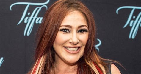 Pop Star Tiffany Involved In Car Accident In Nashville