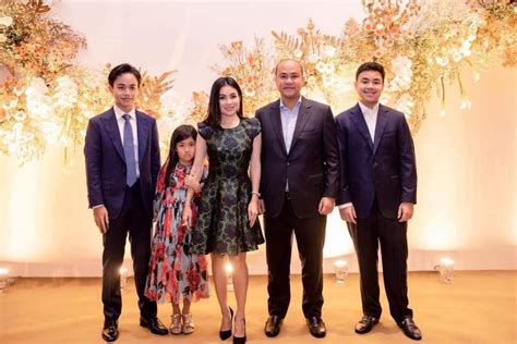 ឯកឧត្តម ស សុខា សូមគោរពជូនពរឯកឧត្តម ហ៊ុន ម៉ានី ប្រធានសហភាពសហព័ន្ធយុវជនកម្ពុជា និងលោកជំទាវ