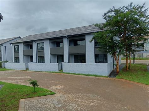 2 Bedroom Apartment Flat To Rent In Annlin P24 115615594