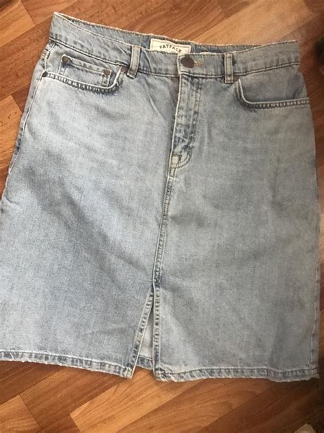 Джинсова спідниця — ціна 350 грн у каталозі Міді спідниці Купити жіночі речі за доступною ціною