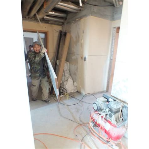 시온종합공사 — 각 방의 문짝 교체부터 붙박이장 설치 그리고 전기 배선 조명 공사까지 정성을 다해