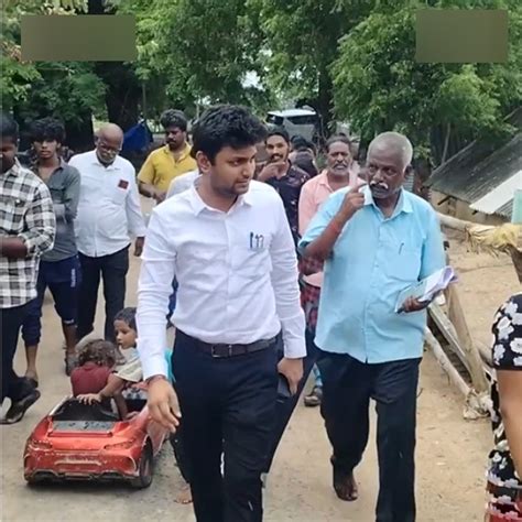 ஏழை குடிசையில் நடிகர் சின்னி ஜெயந்த் மகன் நரிக்குறவர்கள் கொடுத்த