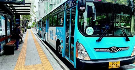 첨단기술 적용해 교통 친화도시로” 부산 시내버스 확 바뀐다