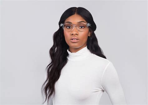 2025 Trending Eyewear The Most Popular Glasses In Fashion This Year Eyewear Trends Popular