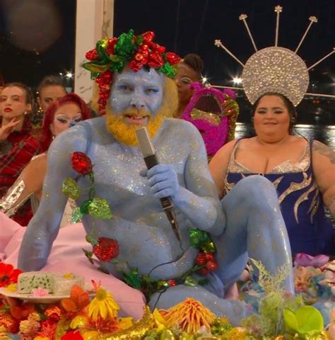 엔조건 으로 프랑스선수 대신해서 격분하던 사이트가 프랑스올림픽 개막식 조진걸로 놀리니 웃기긴하네 해외축구 에펨코리아