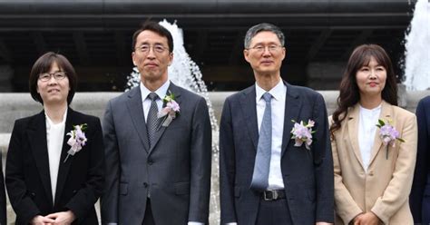 퇴임식 마친 문형배 권한대행 이미선 헌법재판관