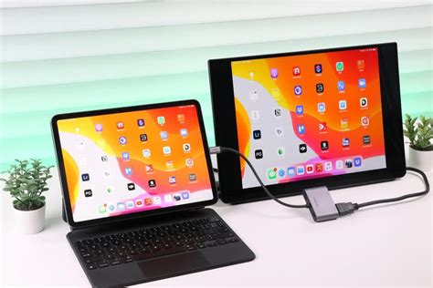 多屏办公轻松实现，手机、ipad秒变大屏 绿联4合1扩展坞打造高效体验 知乎