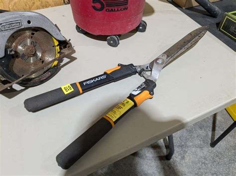 Fiskars Hedge Clippers South Auction