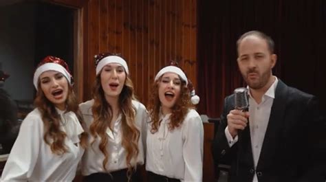 White Christmas La Cover Pop Del Tenore Angelo Goffredi E Le Dolce