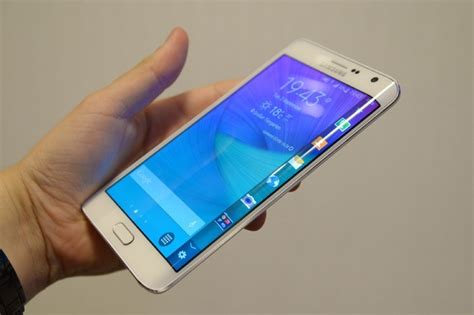 Galaxy S6 Edge ын нугарсан дэлгэцийг хэрхэн ашиглах вэ Мэдээ мэдээлэл Монголын иргэн бүрд